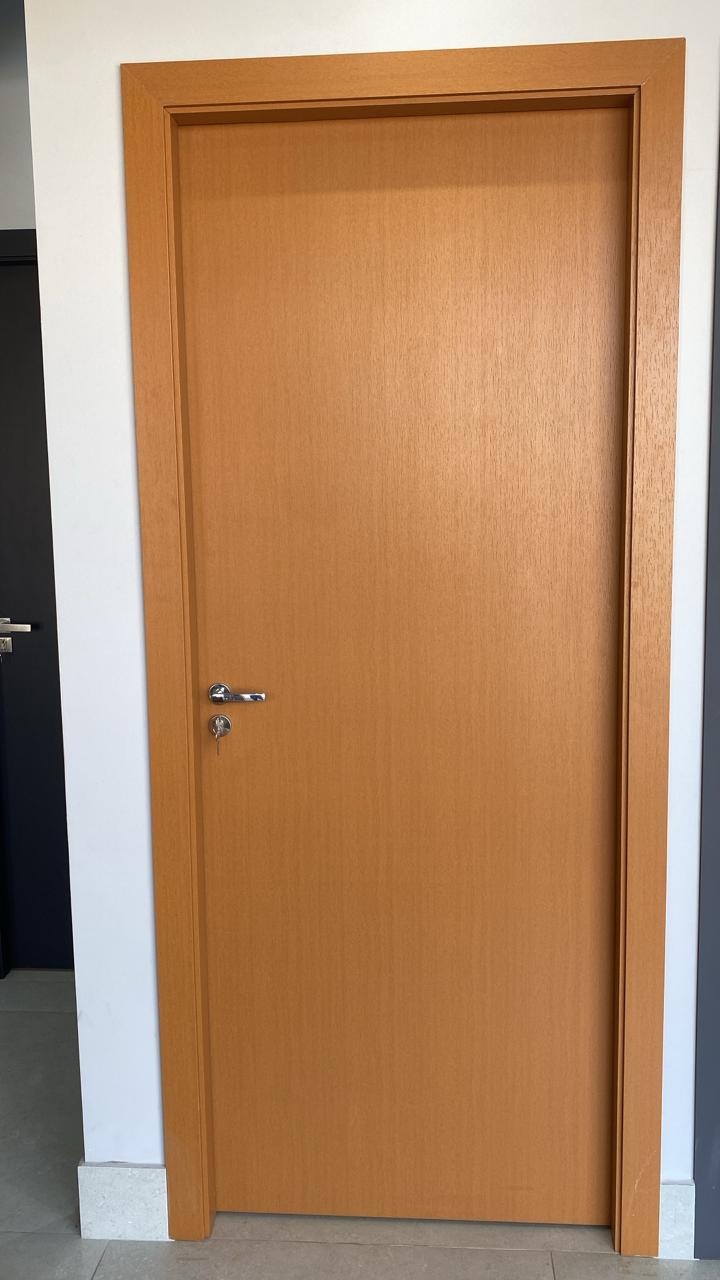 Kit porta melamínico - Madesco Portas de Madeira